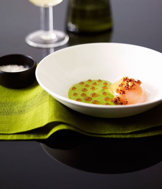 Smoked duck egg with jamón ibérico crumbs and pea mousseline recipe ...