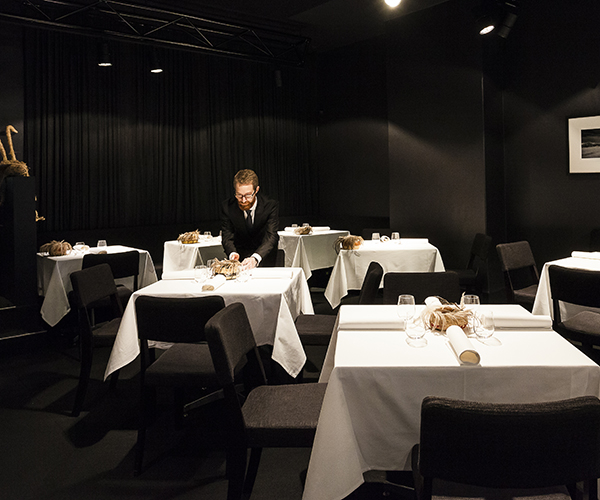 Restaurant tablecloths: Does a great restaurant need tablecloths ...