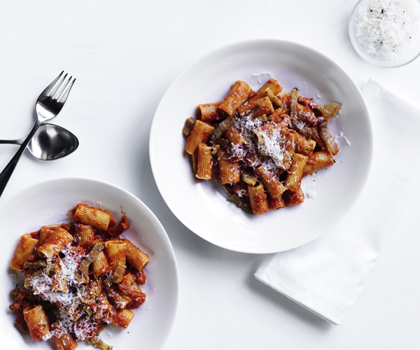 Rigatoni all'Amatriciana recipe | Gourmet Traveller