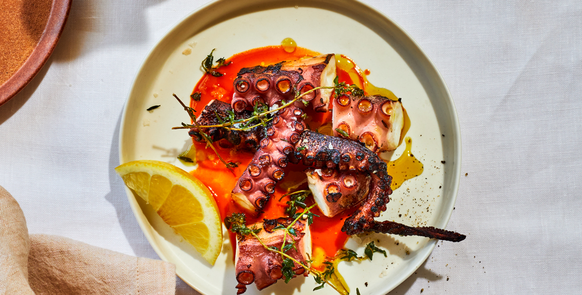Grilled octopus recipe with fermented chilli by Una Más | Gourmet Traveller